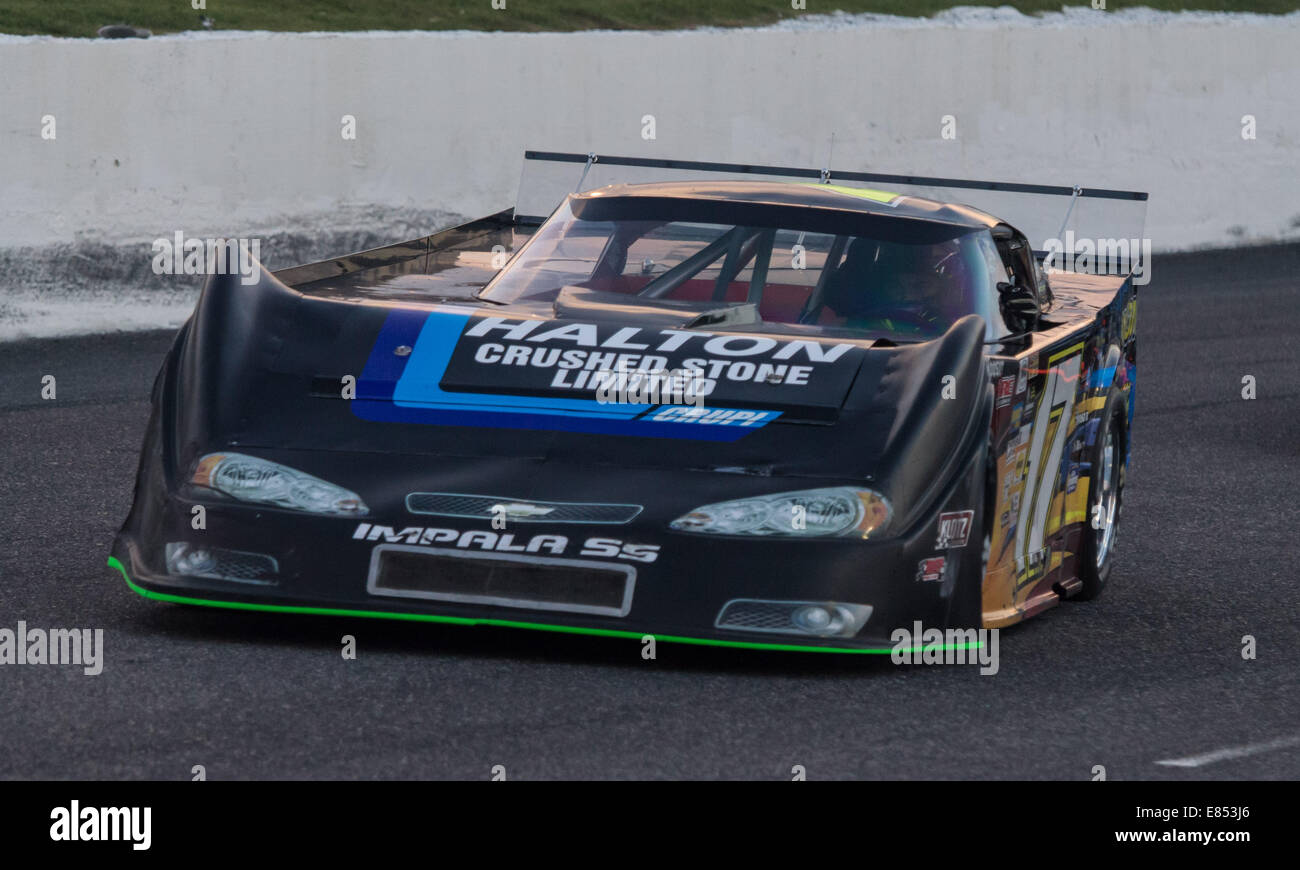 OSCAAR Outlaw SUper Late Model driver KEVIN CORNELIUS #17 Stock Photo ...