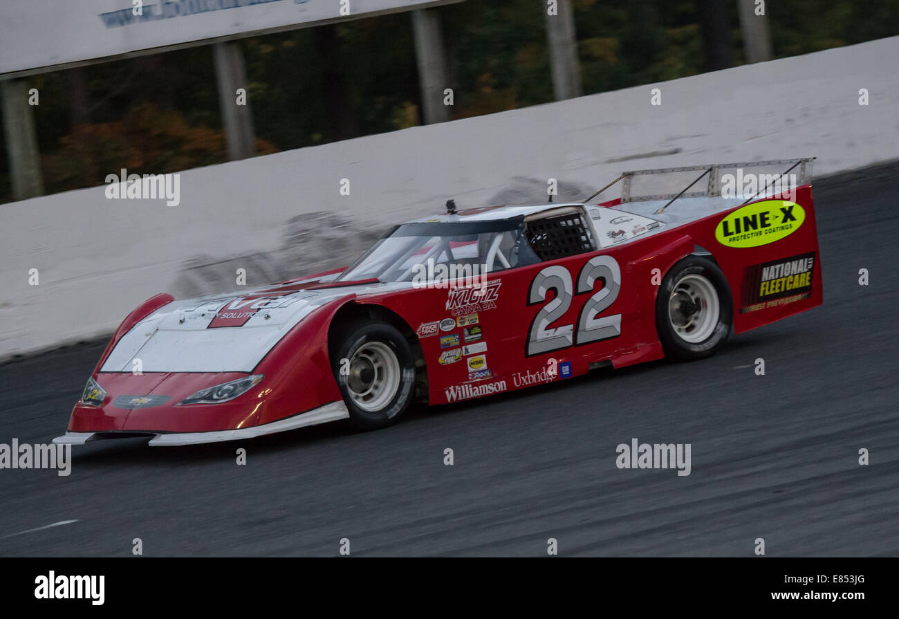OSCAAR Outlaw SUper Late Model driver GLENN WATSON #22 Stock Photo - Alamy