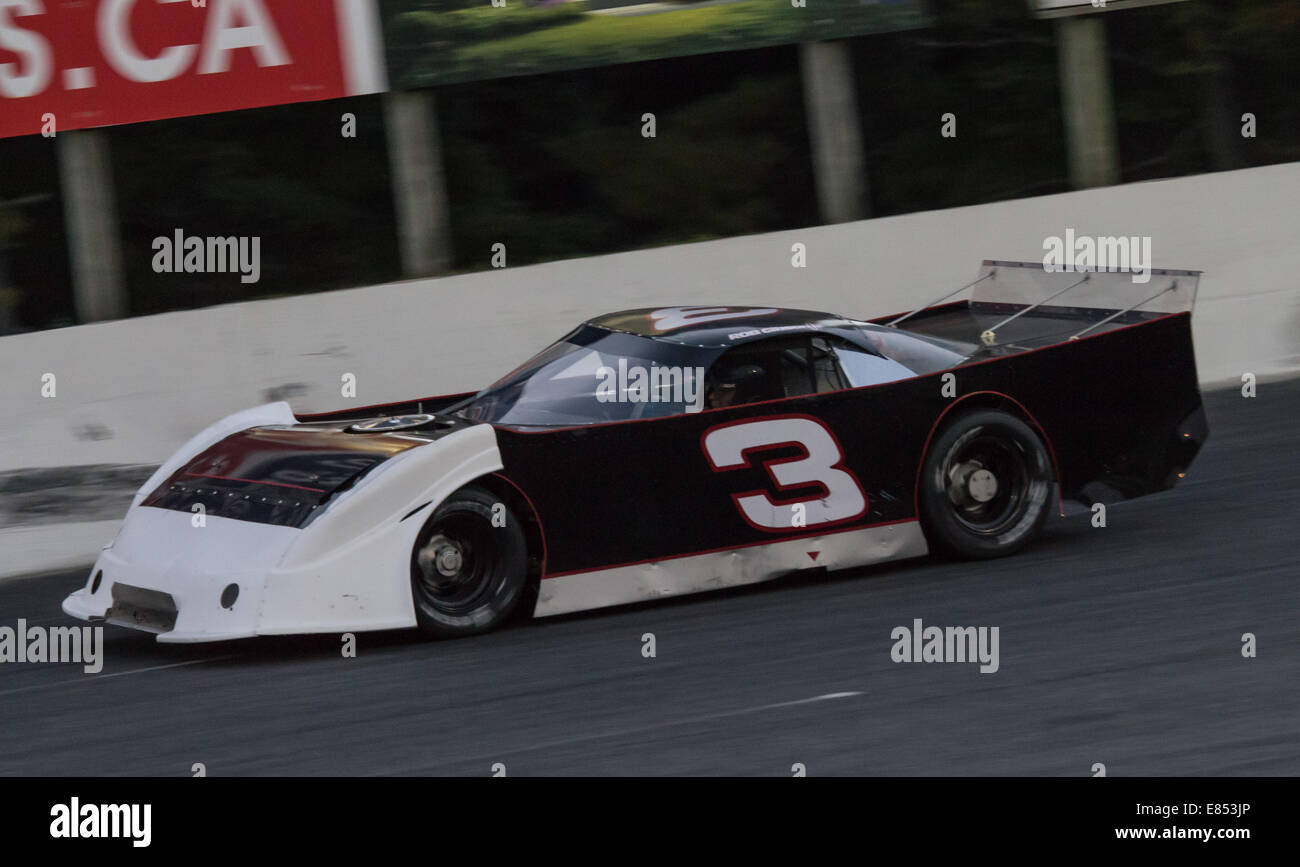 OSCAAR Outlaw Super Late Model driver ROB GIBSON #3 Stock Photo - Alamy