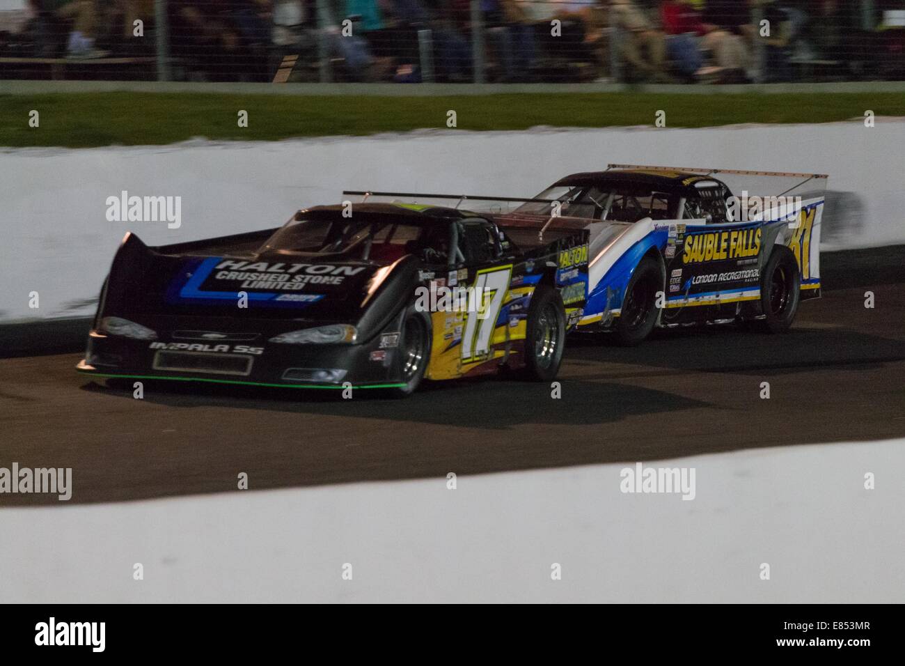 Outlaw super late models hi-res stock photography and images - Alamy