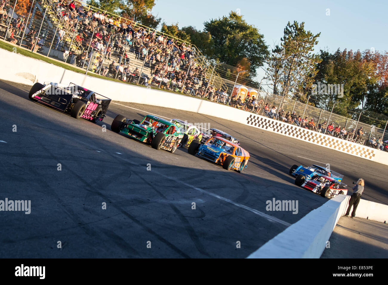 Sunset speedway hi-res stock photography and images - Alamy