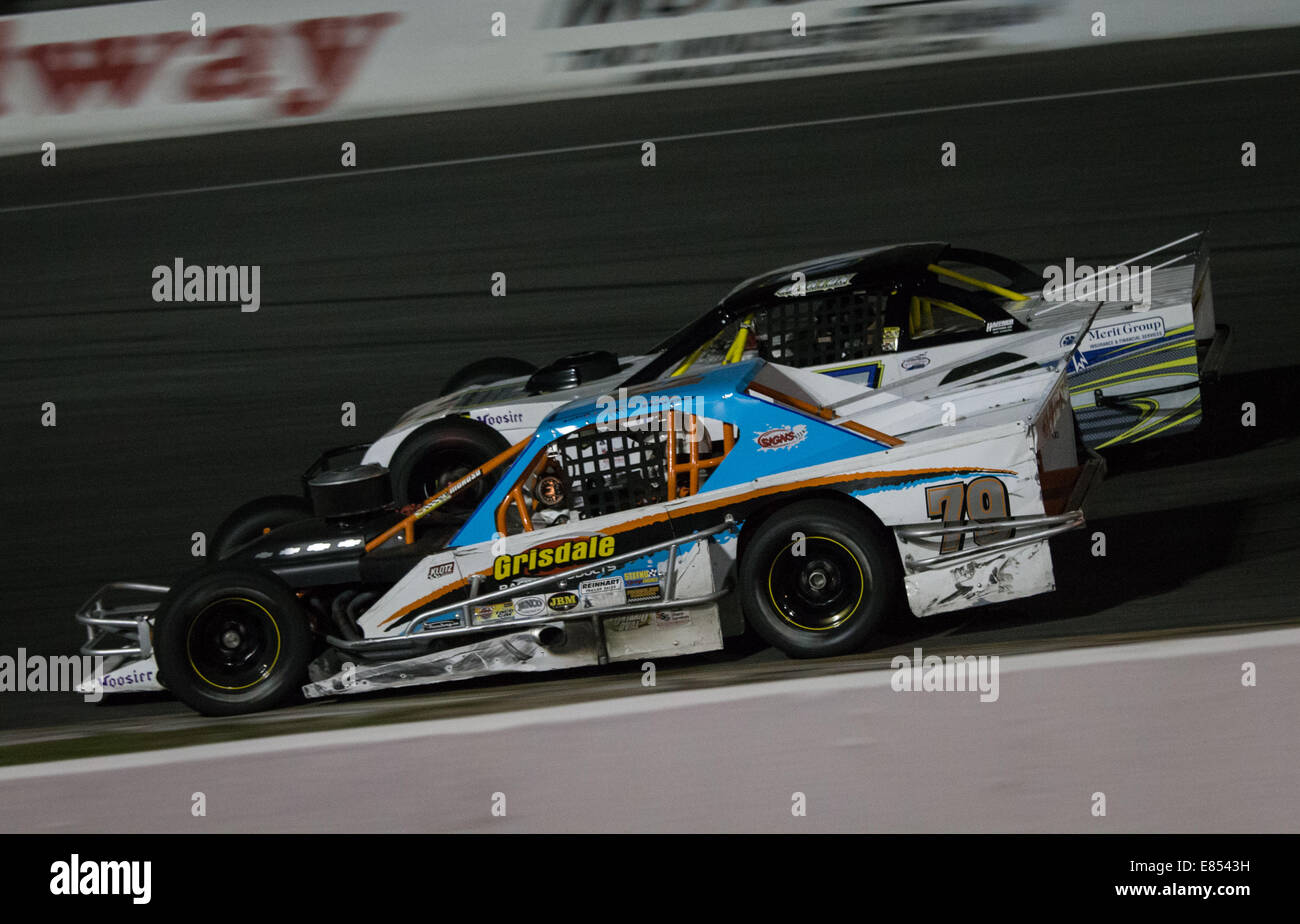 OSCAAR Modified driver's JOHN HARPER #79 and MATT BARTON #2 racing hard ...