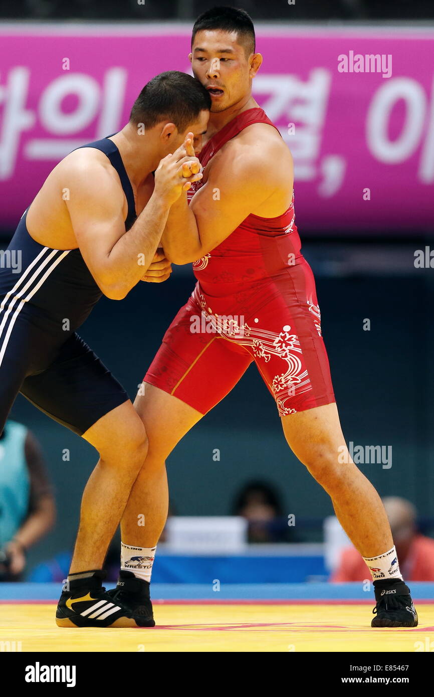 Incheon, South Korea. 30th Sep, 2014. Norikatsu Saikawa (JPN) Wrestling ...