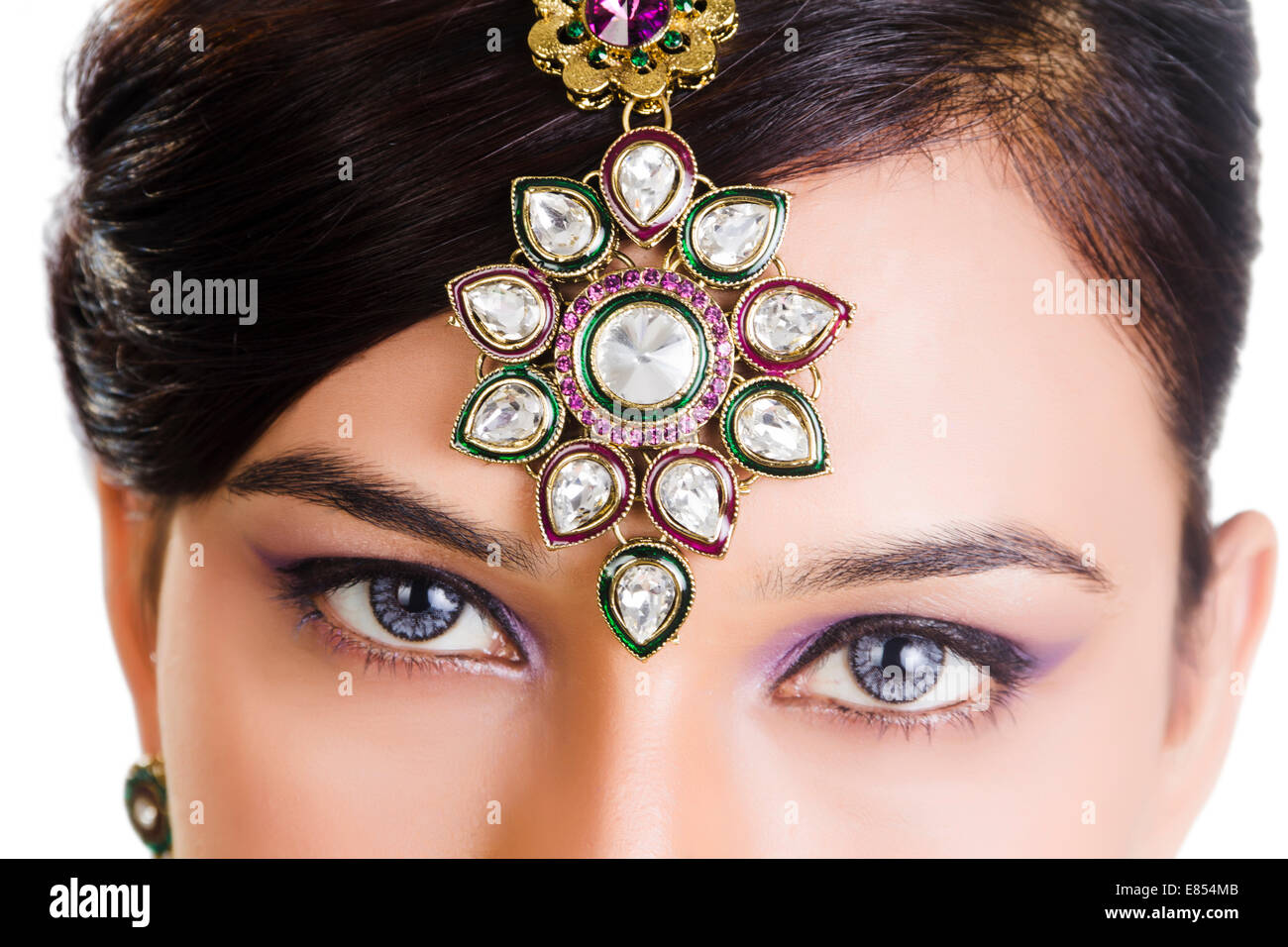 indian Glamor Ladies Designing Jewellery Stock Photo - Alamy