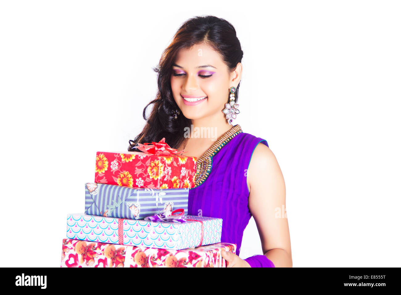 Indian Ladies Diwali Festival Gift Stock Photo Alamy indian-ladies-diwali-festival-gift-stock-photo-alamy