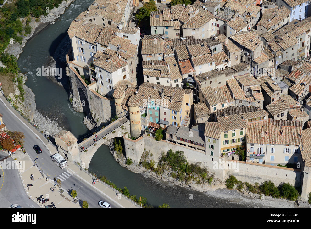 Medieval bridge architecture hi-res stock photography and images - Alamy
