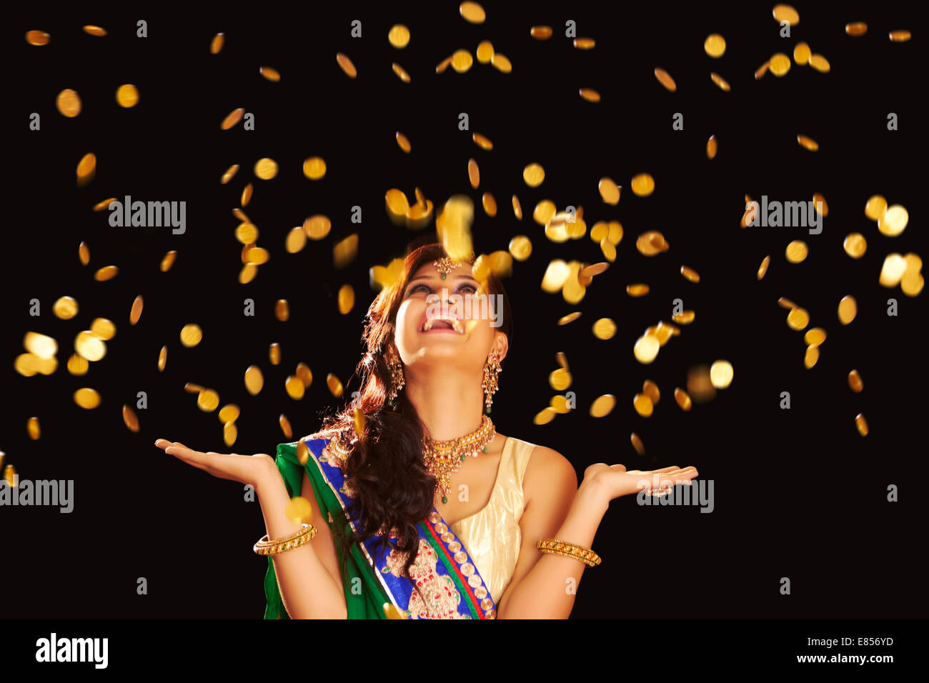 Girl traditional dress gold necklaces hi-res stock photography and ...