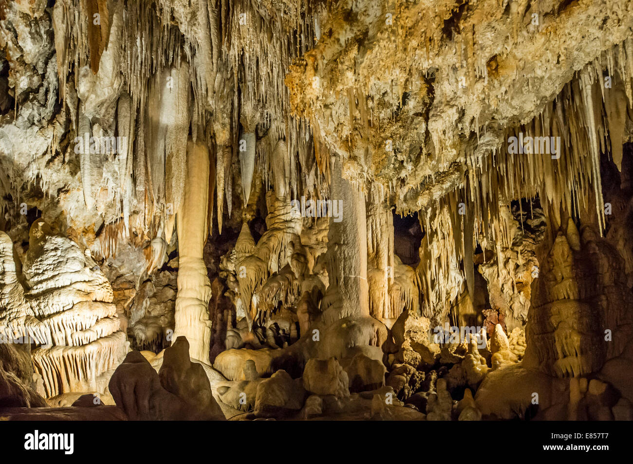 Caves italy hi-res stock photography and images - Alamy