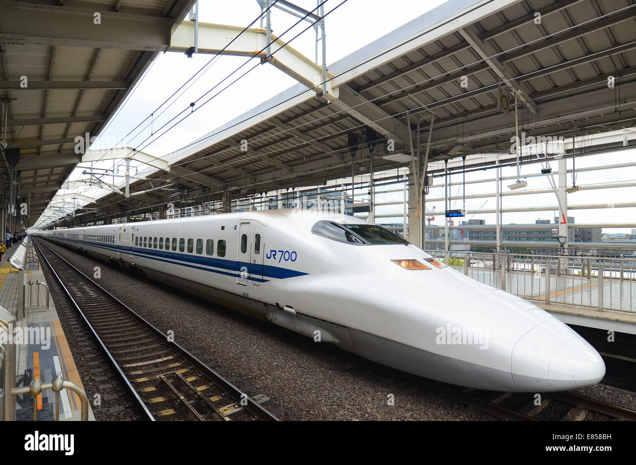 Bullet train 1964 hi-res stock photography and images - Alamy