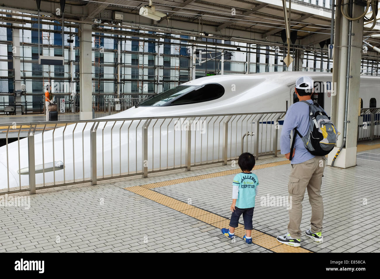 Japan bullet train 1964 hi-res stock photography and images - Alamy