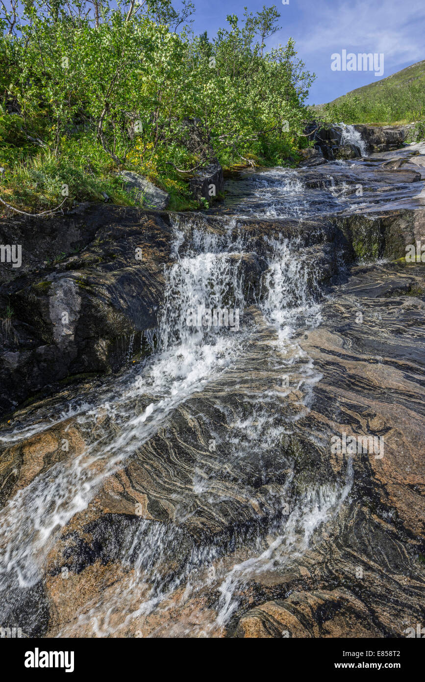 Streambed rocks hi-res stock photography and images - Alamy