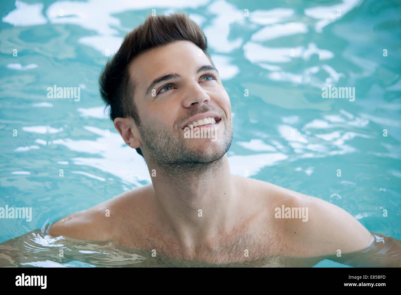 Man swimming in pool, portrait Stock Photo - Alamy