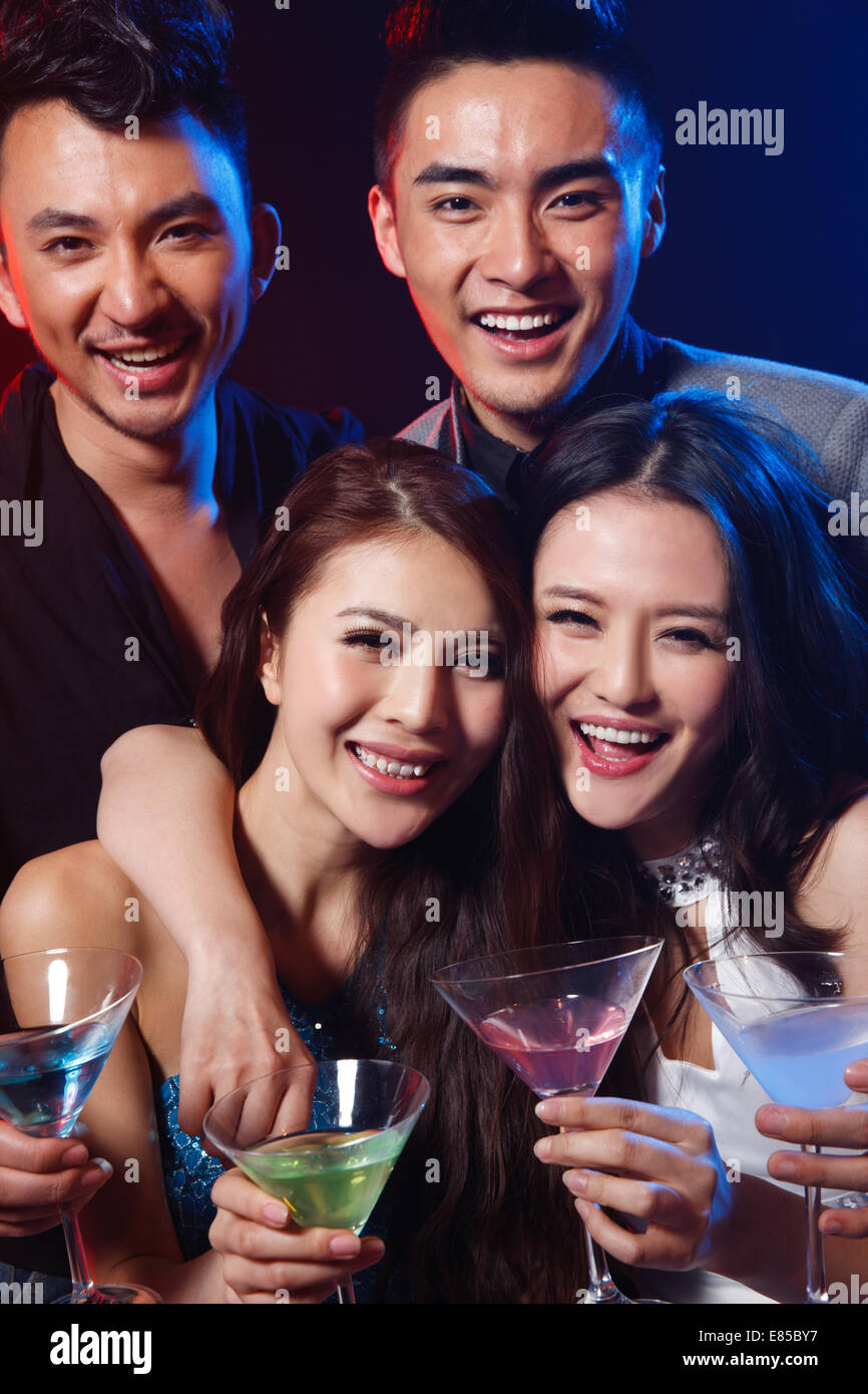 Young people at bar Stock Photo - Alamy