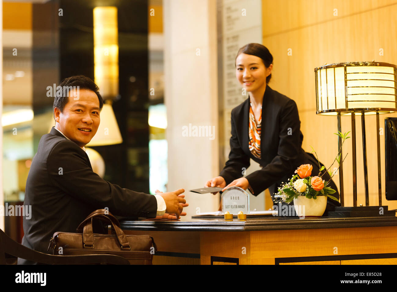 Hotel reception hi-res stock photography and images - Alamy