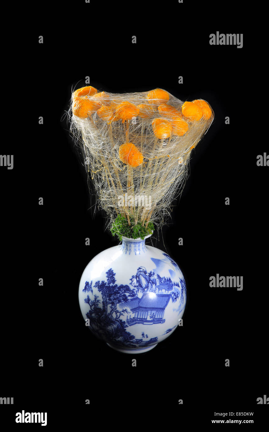 Traditional chinese flower arrangement hi-res stock photography and ...