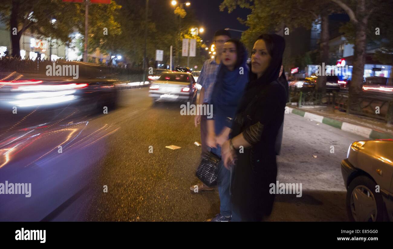Night street in tehran iran hi-res stock photography and images - Alamy
