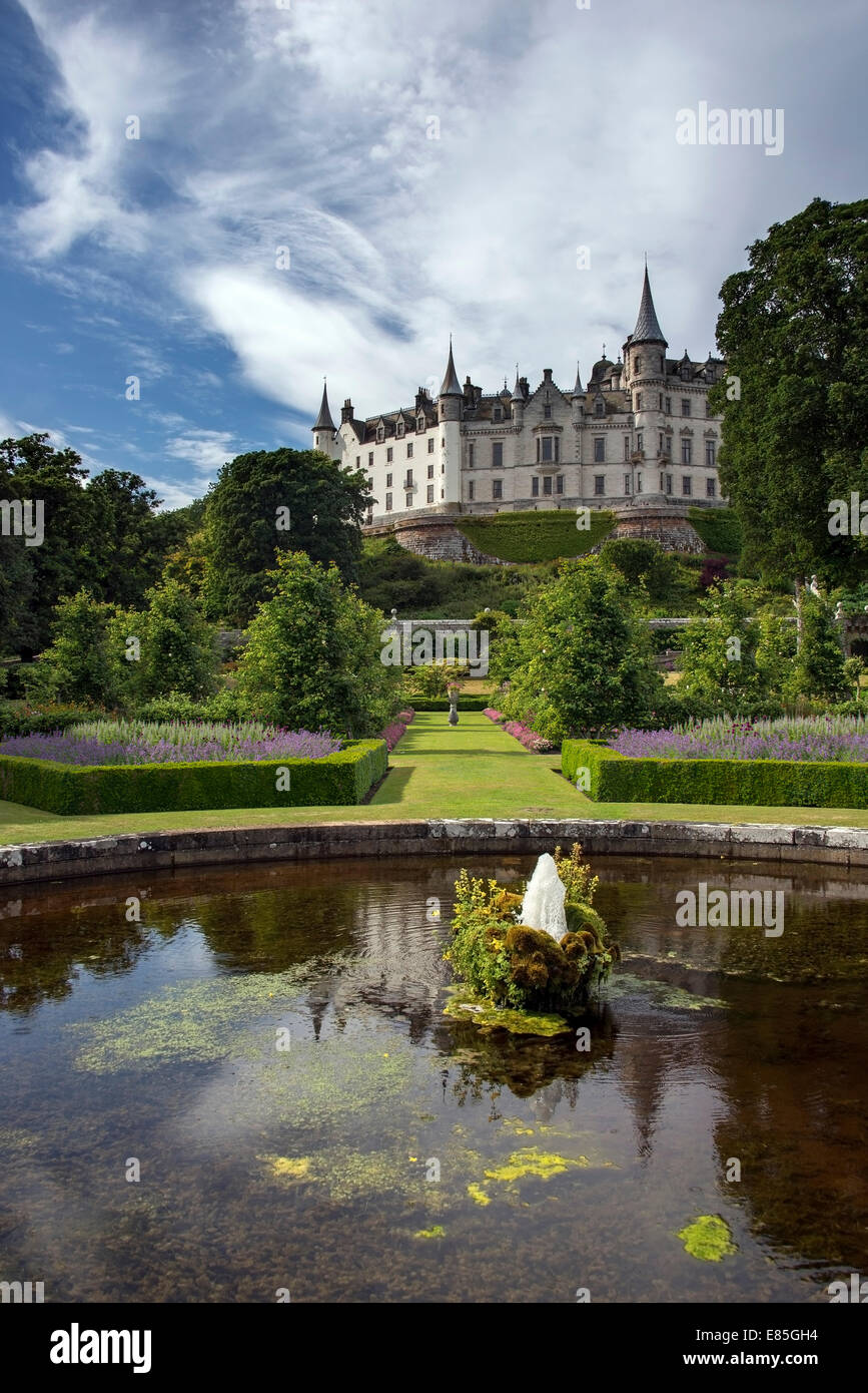 Dunrobin Castle and Gardens, Sutherland, Scotland Stock Photo - Alamy