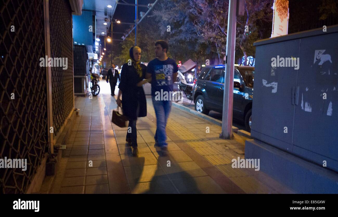 Night street in tehran iran hi-res stock photography and images - Alamy