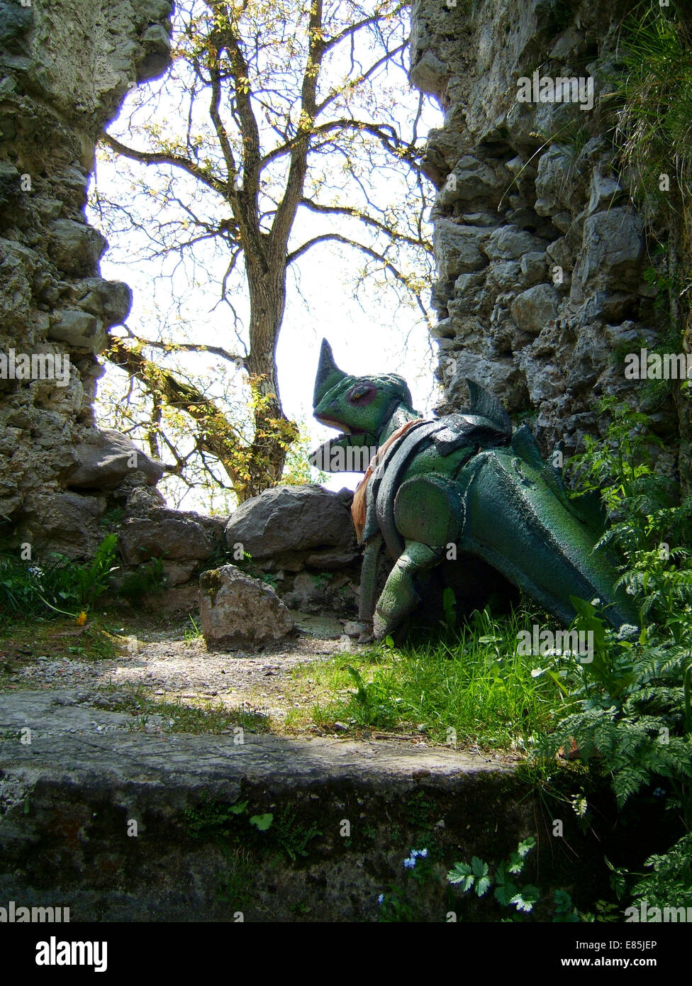 Fake dinosaur hi-res stock photography and images - Alamy