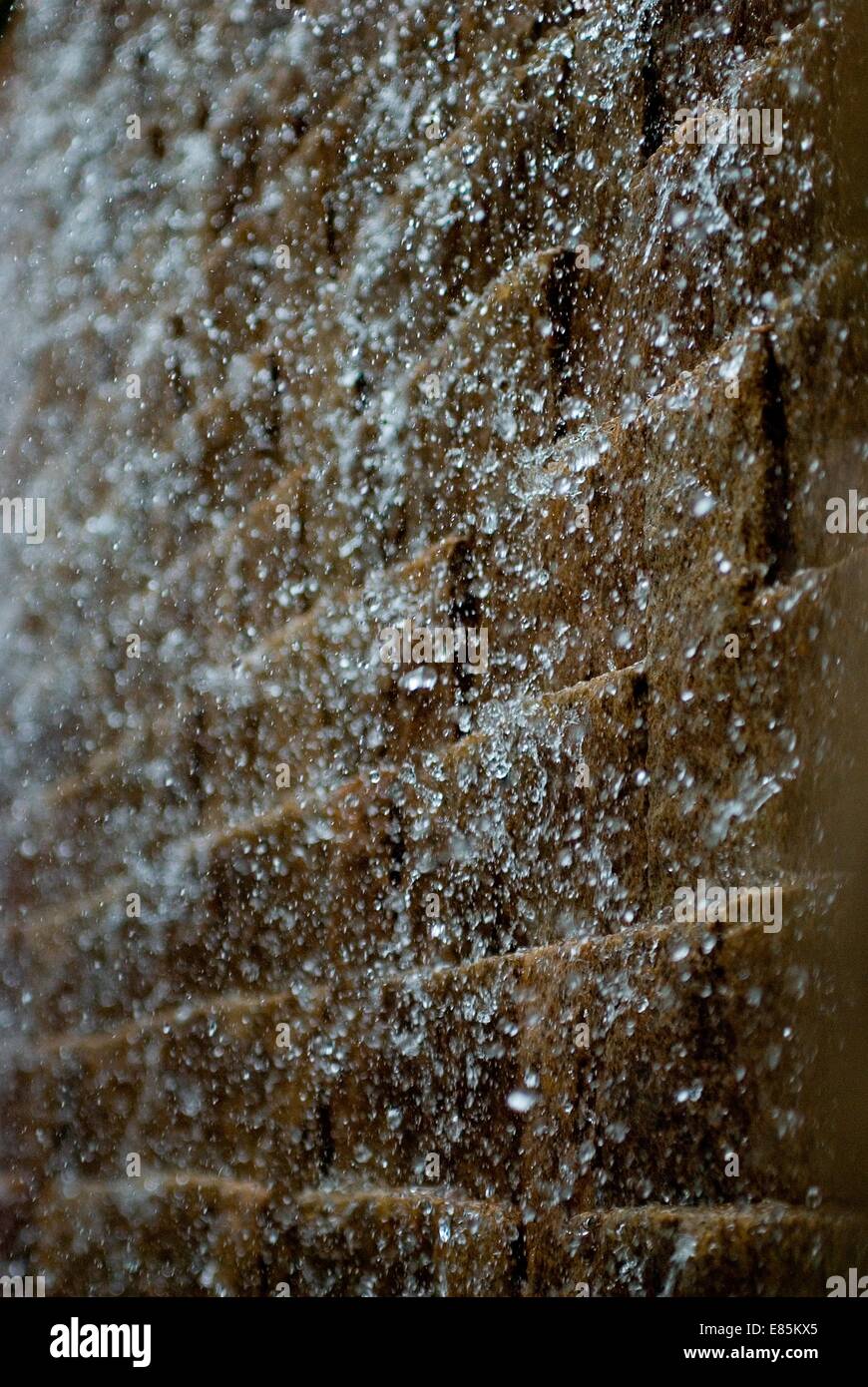 Water spray on brick wall hi-res stock photography and images - Alamy