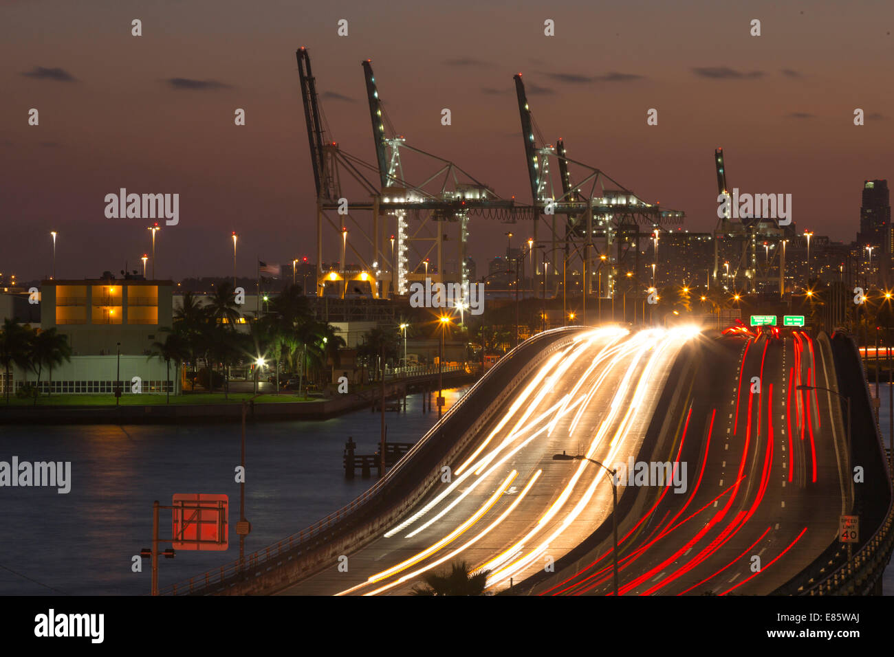 Florida traffic light trails hi-res stock photography and images - Alamy