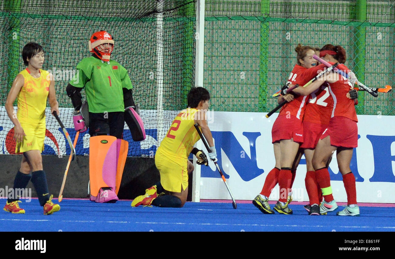 Incheon, South Korea. 1st Oct, 2014. Players of South Korea celebrate ...