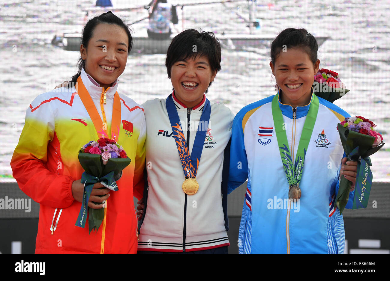 Incheon, South Korea. 1st Oct, 2014. Gold medalist Chan Hei Man Hayley ...
