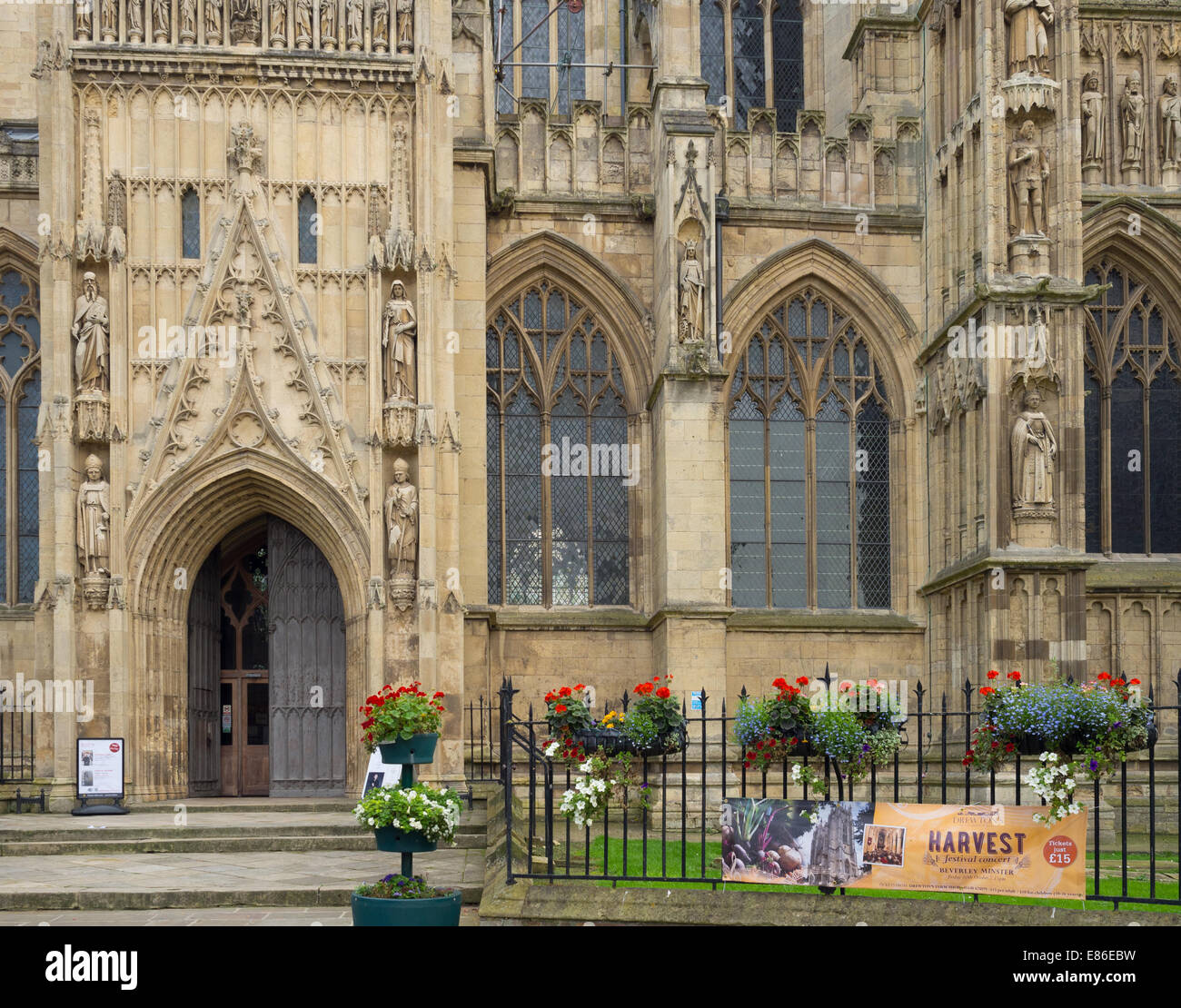 Arch Arched Arches Window Windows High Resolution Stock Photography and ...