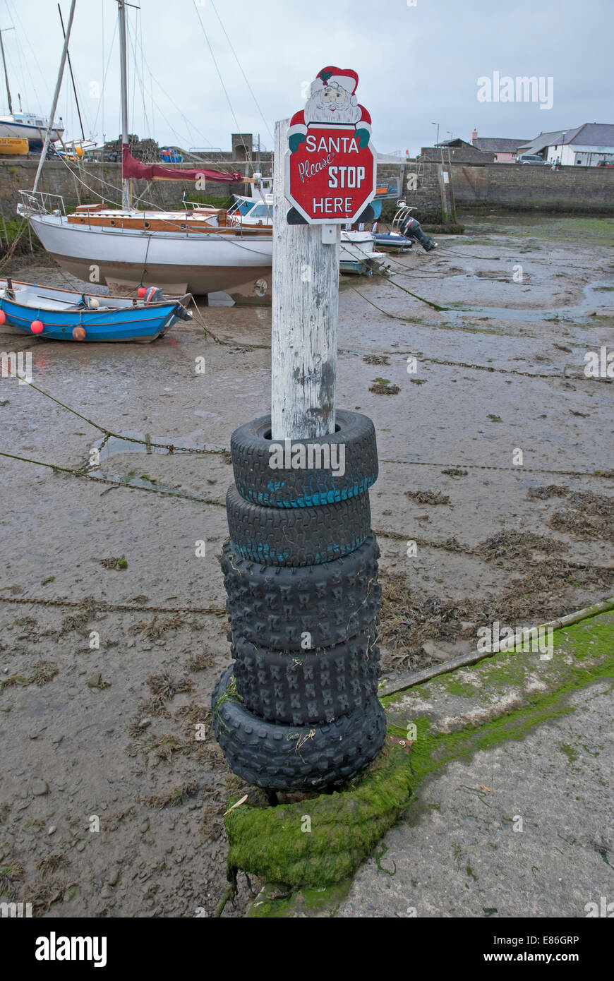 Aberaeron harbour west wales united kingdom hi-res stock photography ...