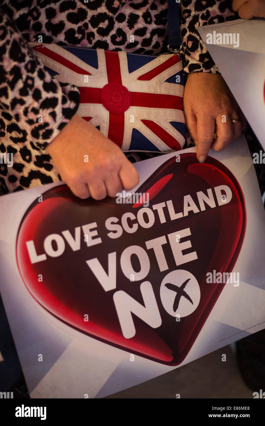 Better together campaign pro union event hi-res stock photography and ...