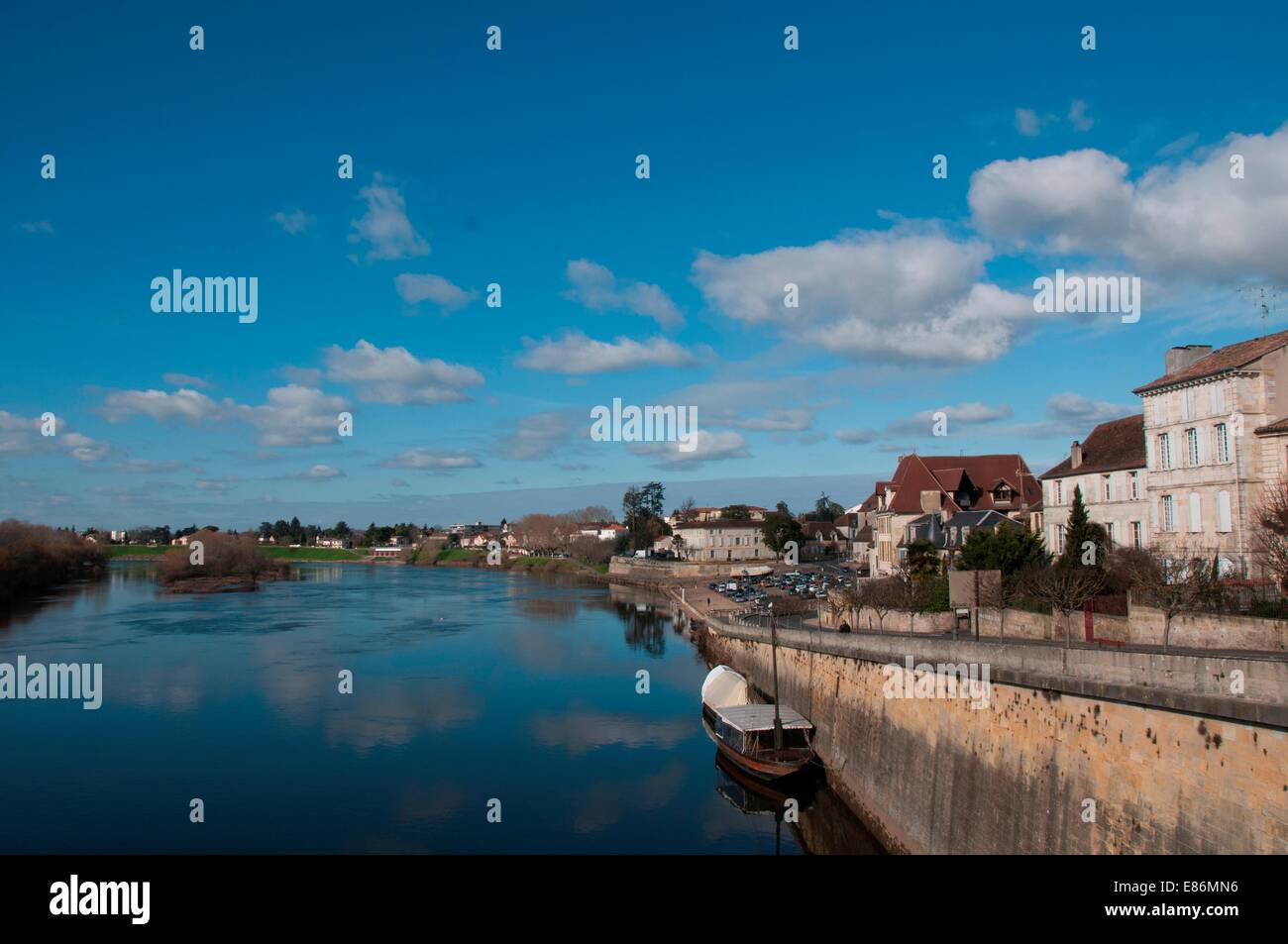 Cannal boats hi-res stock photography and images - Alamy
