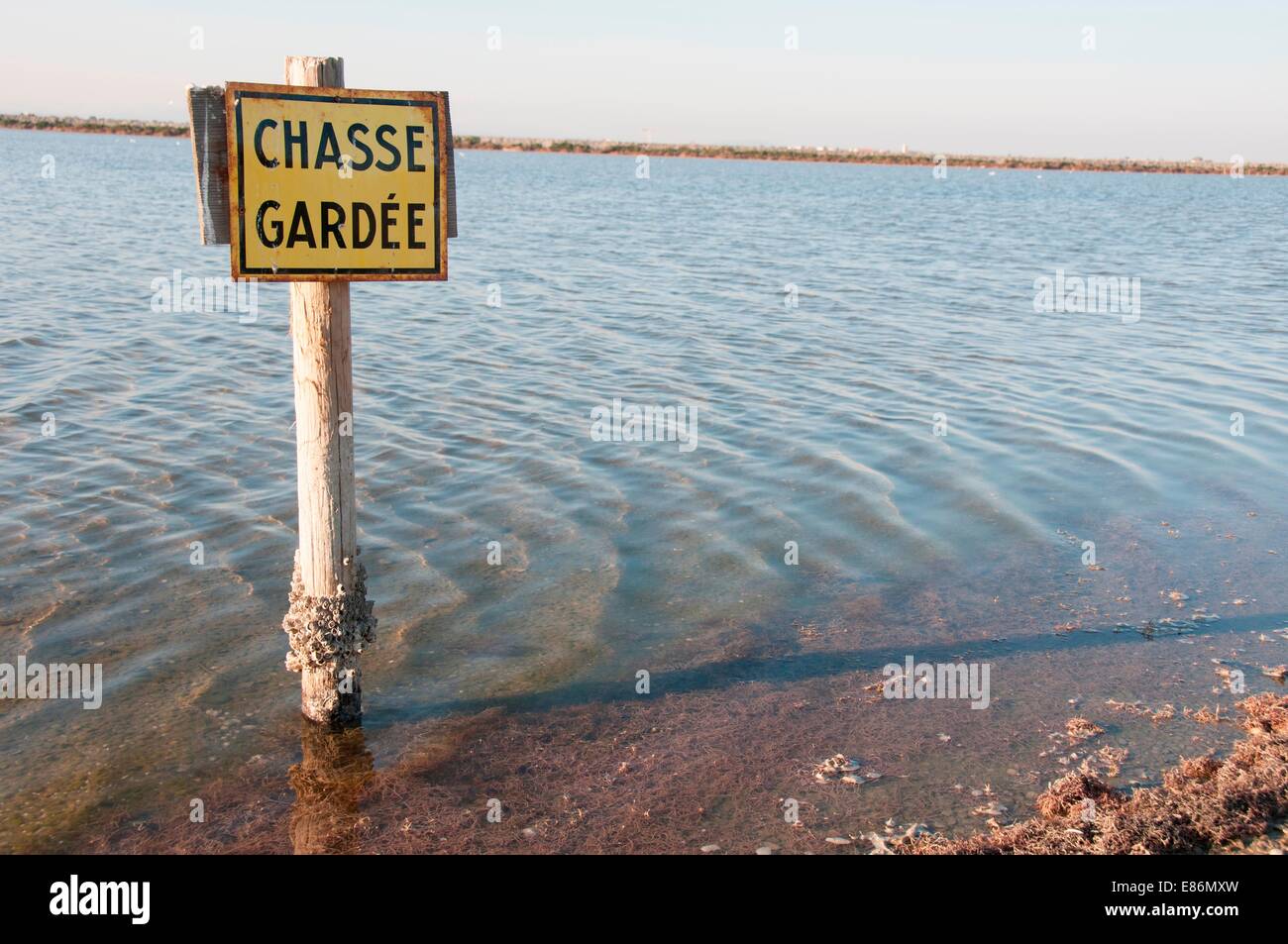 A sign at the waters edge Stock Photo - Alamy