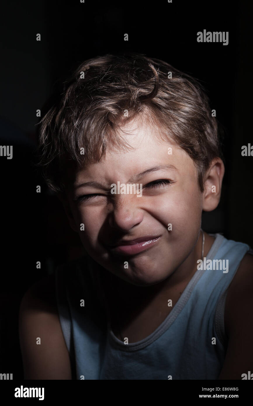 Side light boy hi-res stock photography and images - Alamy