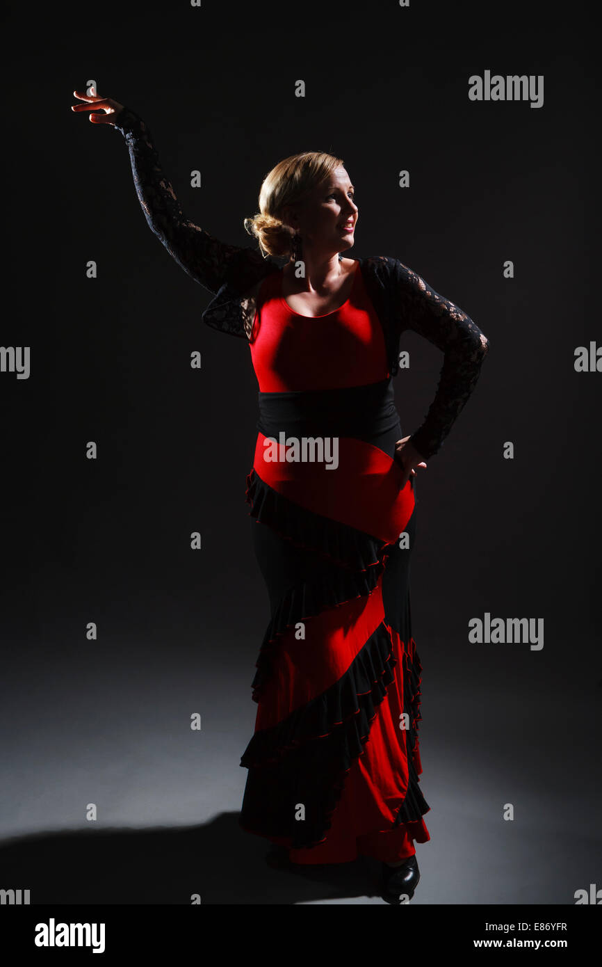 Beautiful female flamenco dancer hi-res stock photography and images ...