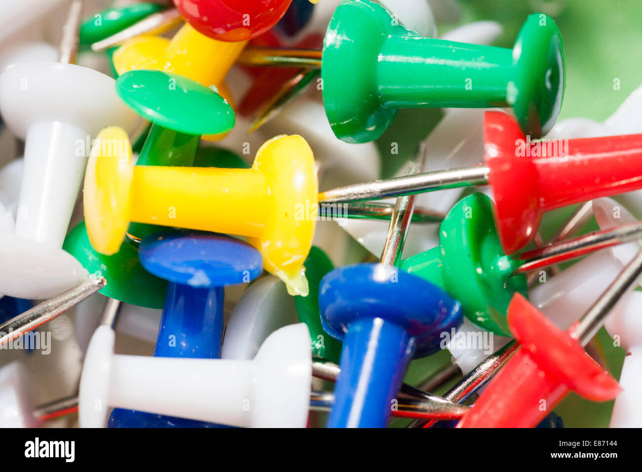 Office push pins hi-res stock photography and images - Alamy