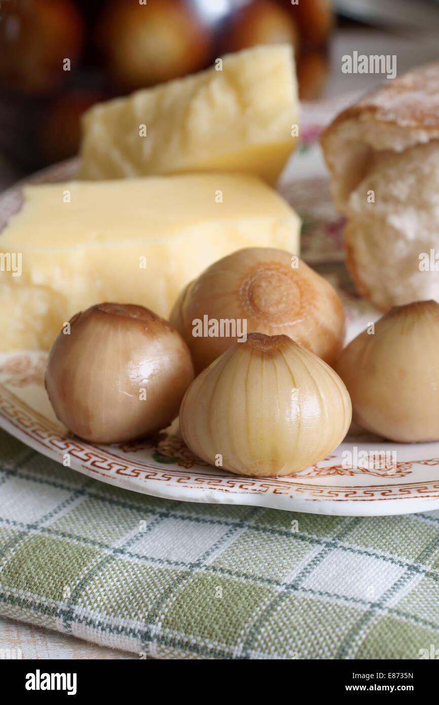 Pickled onions hi-res stock photography and images - Alamy