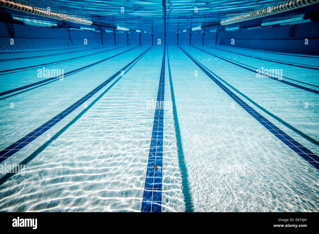 swimming pool under water Stock Photo - Alamy