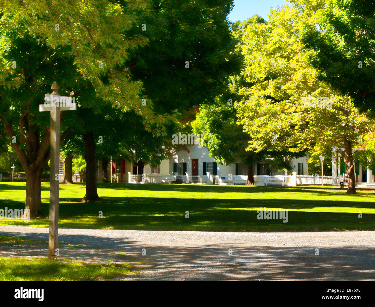 Small towns and nature hi-res stock photography and images - Alamy