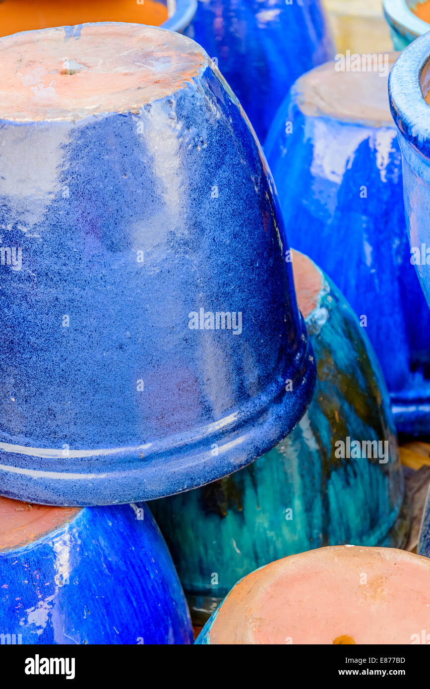 Bright blue pots hi-res stock photography and images - Alamy