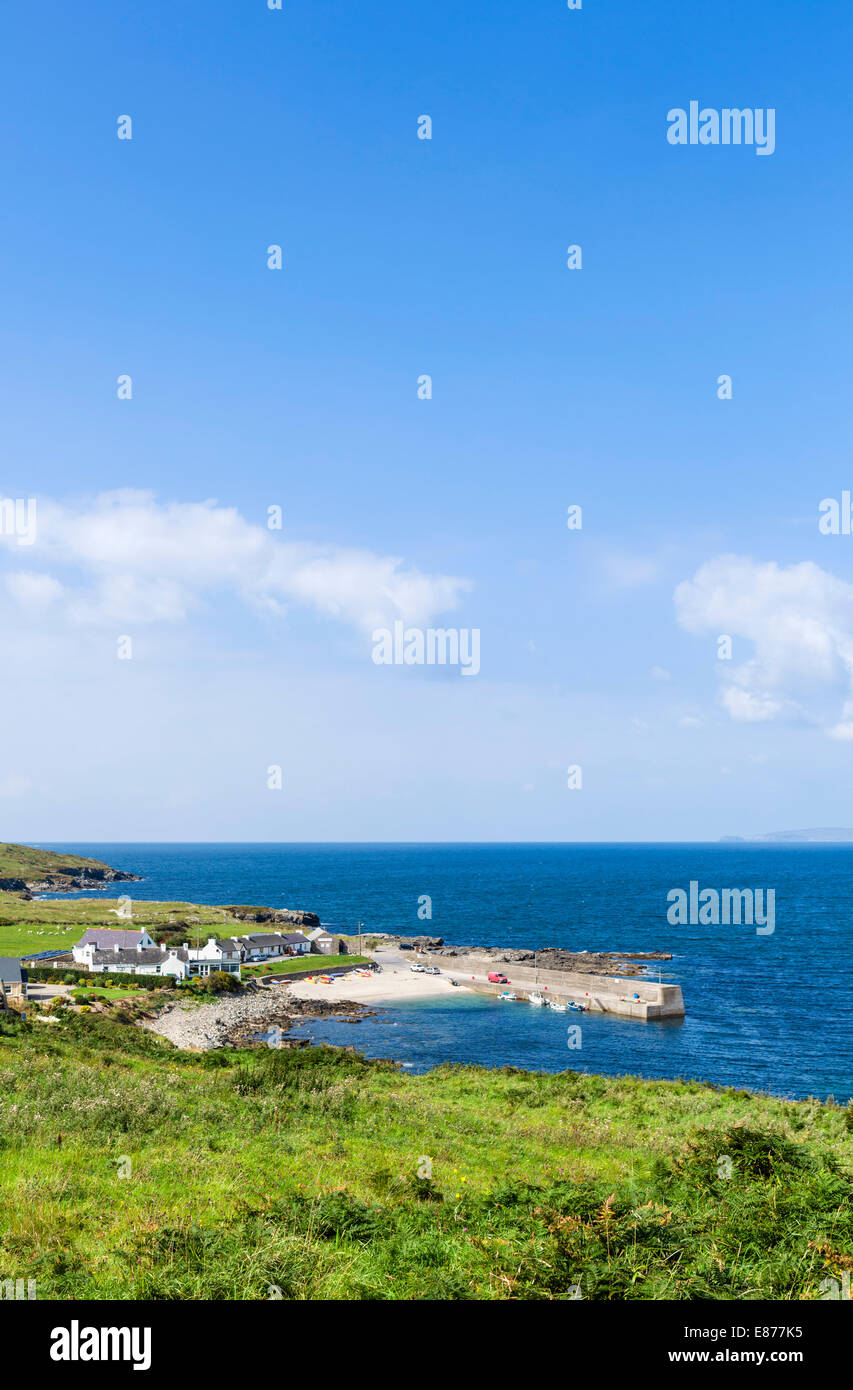 The village of Portnoo near Narin, Gweebarra Bay in Southwest County ...