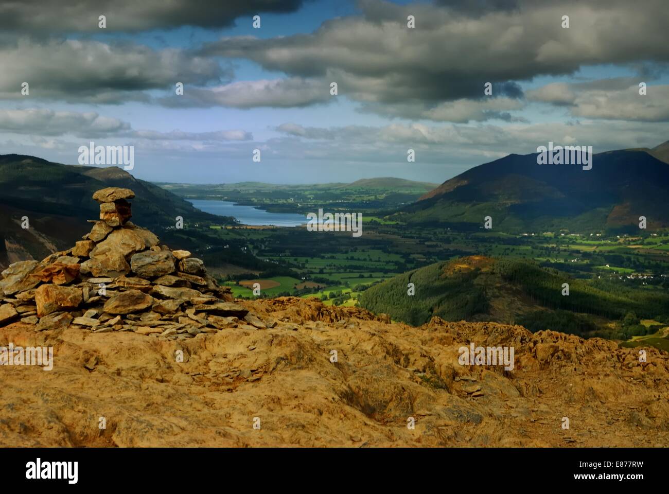 Cat bells ridge hi-res stock photography and images - Alamy