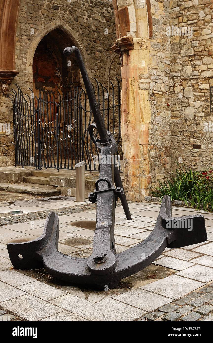 Large Anchor on display Stock Photo - Alamy