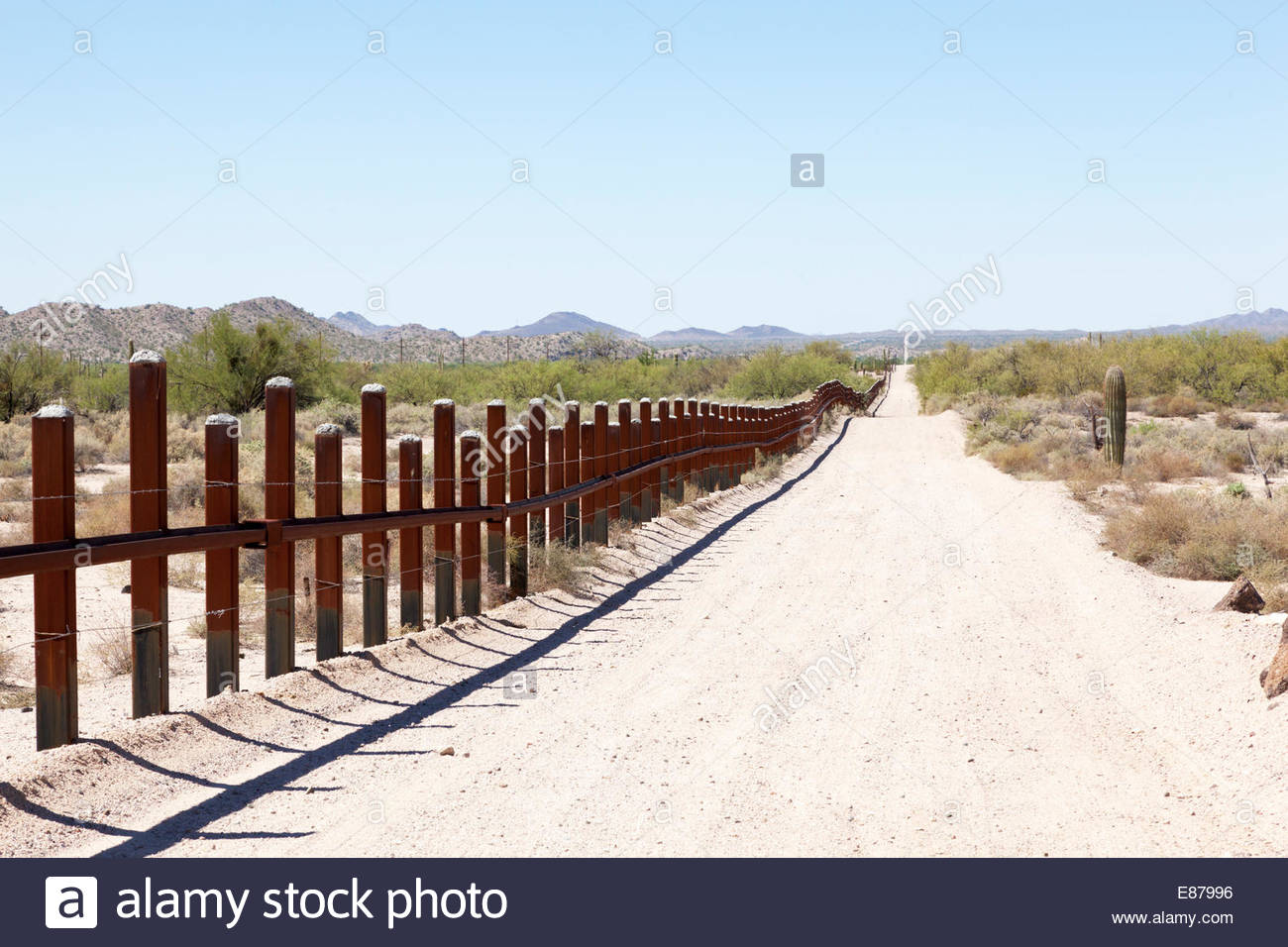 Us Mexican Mexico Border Fence High Resolution Stock Photography and ...