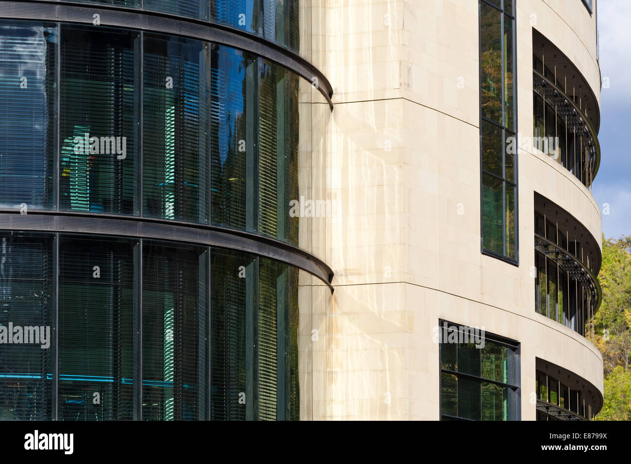 Office building in Edinburgh Stock Photo - Alamy