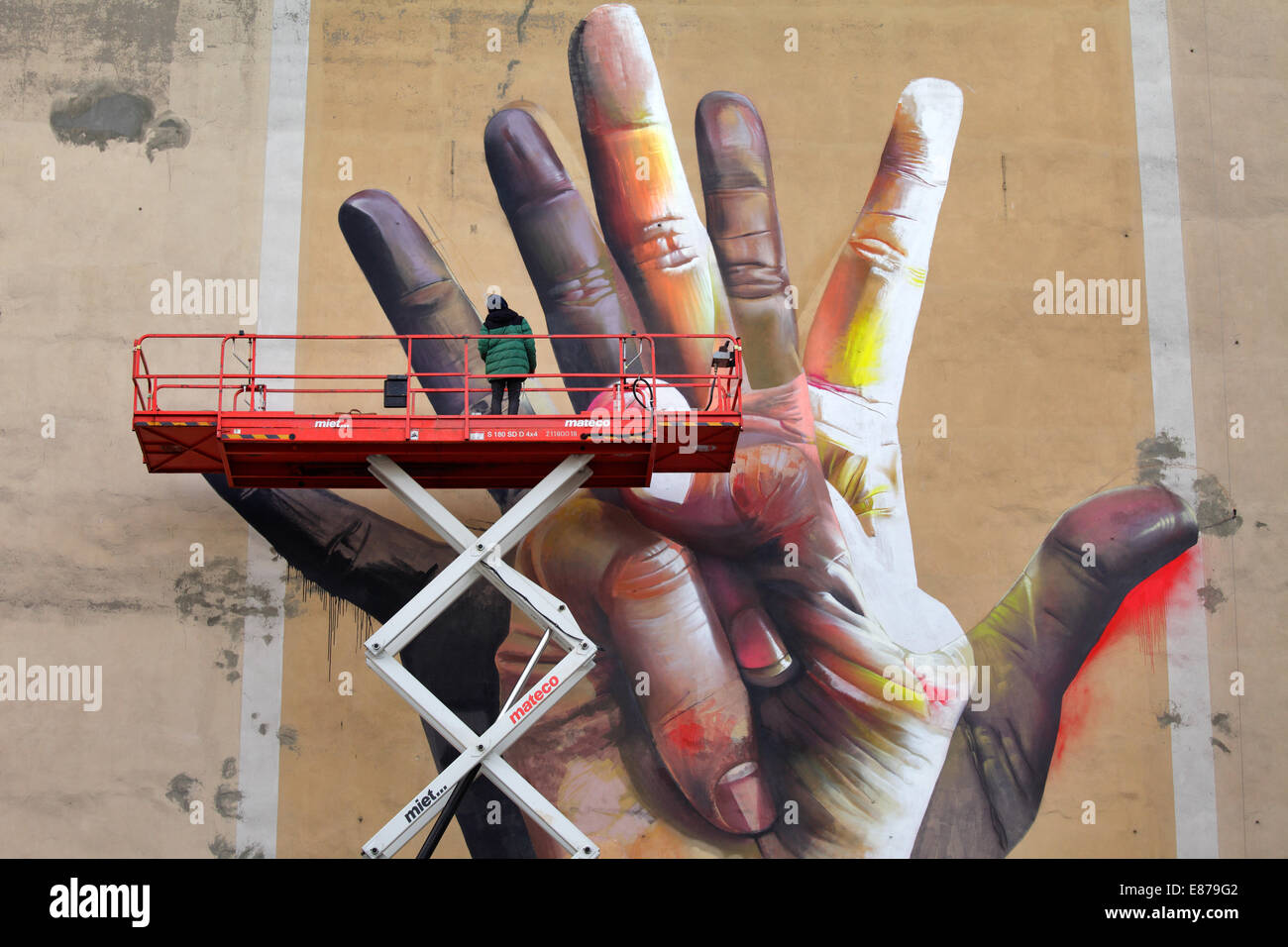 Berlin, Germany, a mural is attached Stock Photo - Alamy