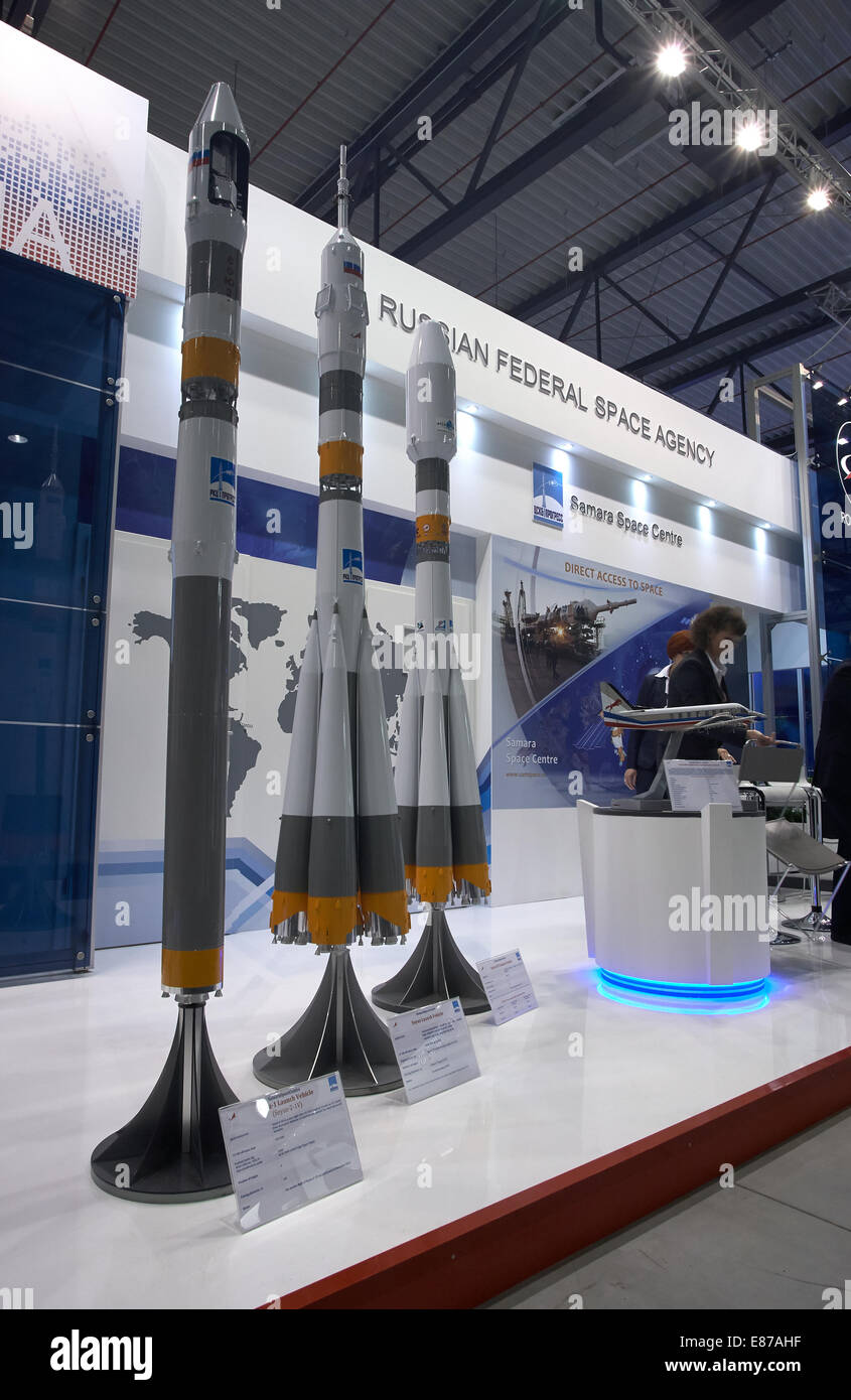 German rocket launchers hi-res stock photography and images - Alamy