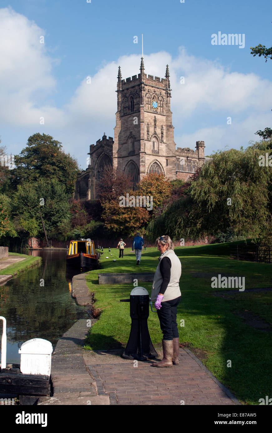 The Staffordshire and Worcestershire Canal and St. Mary`s Church ...