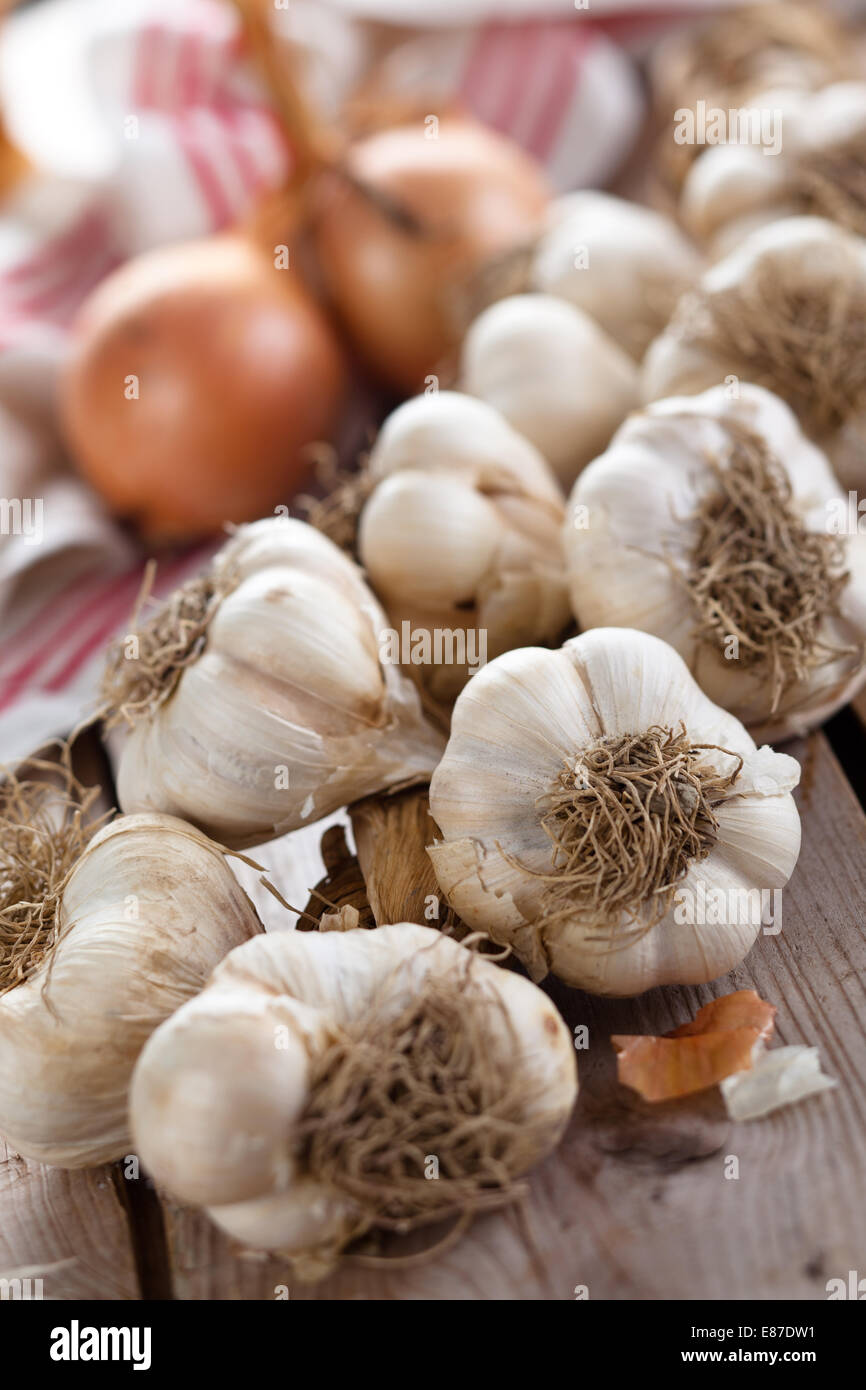Braid of garlic hi-res stock photography and images - Alamy