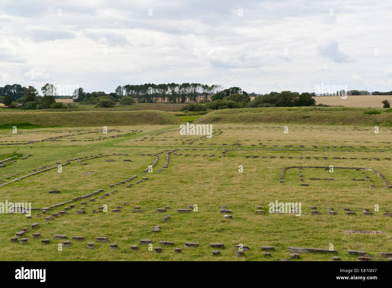 Ring fortress with outline of longhouses and other buildings ...