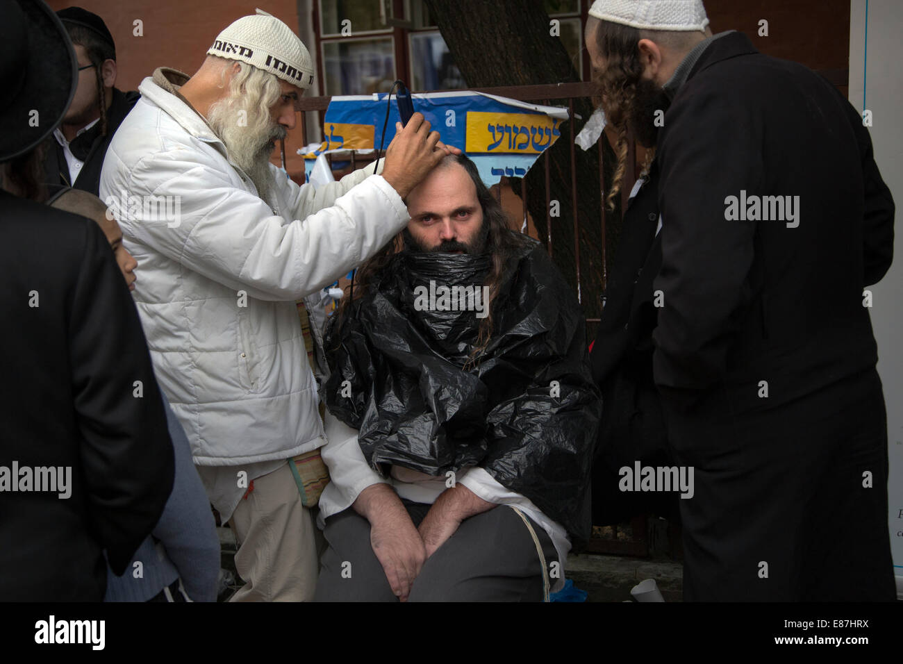 Followers of the Breslov Hasidic Jewish movement make a yearly ...
